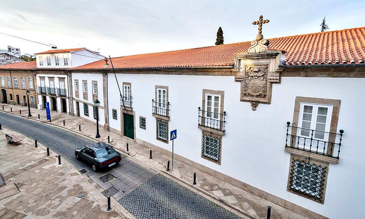 BRAGANÇA: MUSEU ABADE BAÇAL REABRE SEXTA-FEIRA COM PEÇAS ÚNICAS | RÁDIO ...